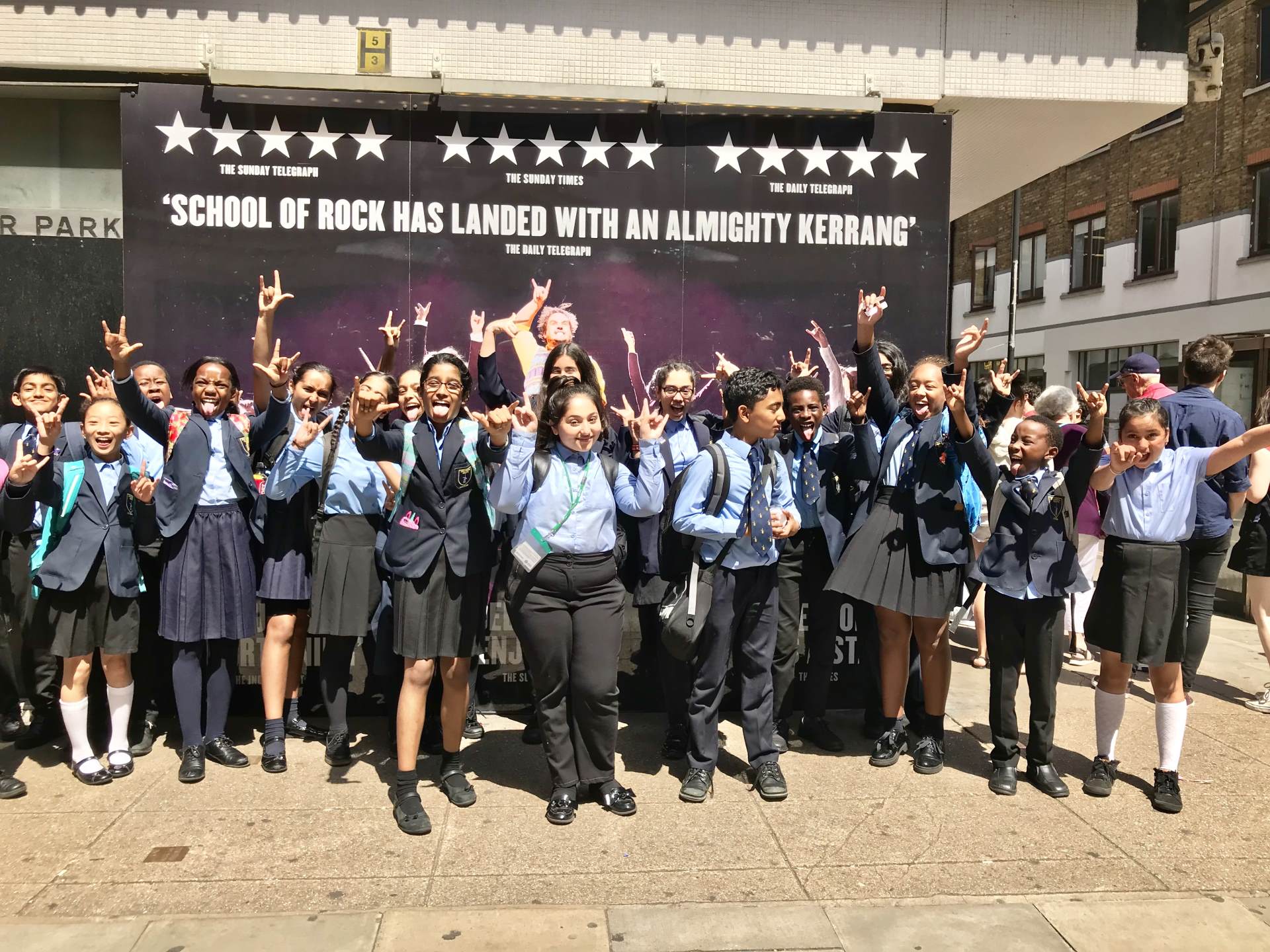 Chadwell Heath Academy - Yr 7 rock out at theatre!